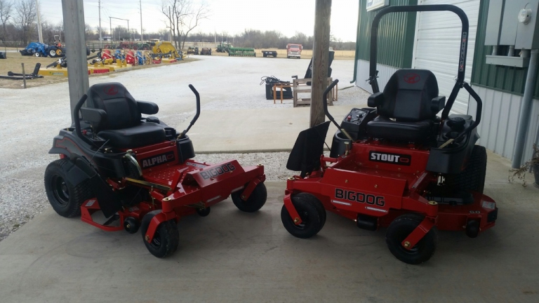 Walt's Tractor - Stark City, MO - LS Tractors & Grasshopper