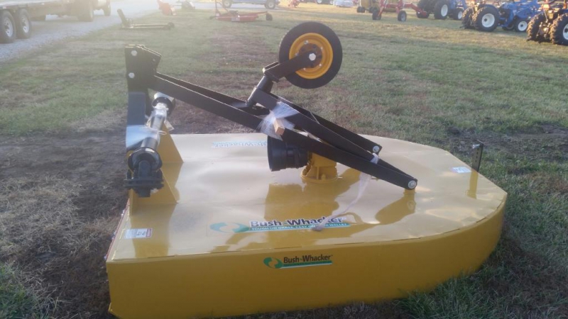 Walt's Tractor - Stark City, MO - LS Tractors & Grasshopper